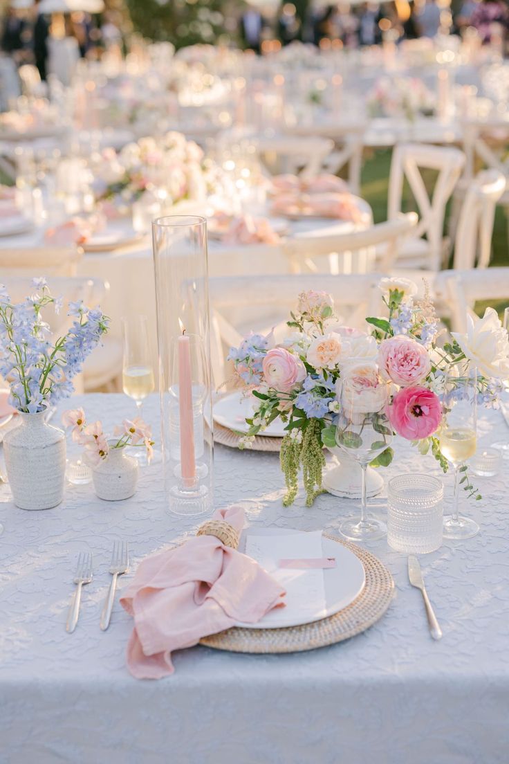 42 Best Spring Wedding Ideas On A Budget (In 2026)