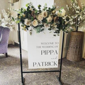 18 Wedding Welcome Sign Ideas That Make A Lasting Impression